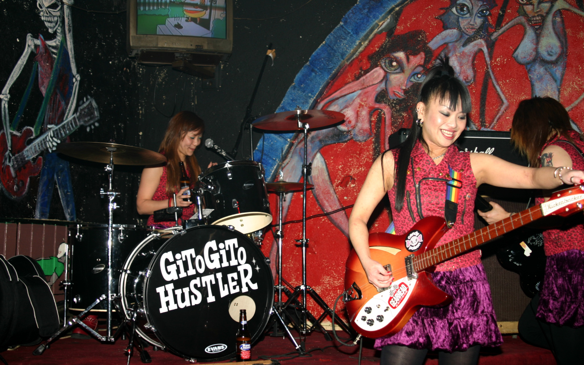 Booking – Double Down Saloon